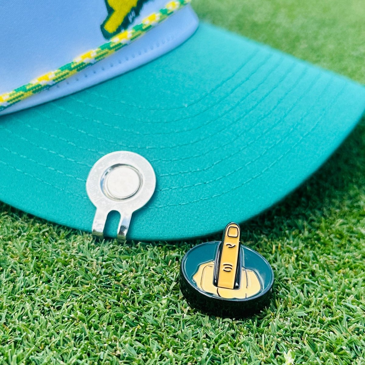 150 Funny Golf Gifts for Laughs - Groovy Guy Gifts