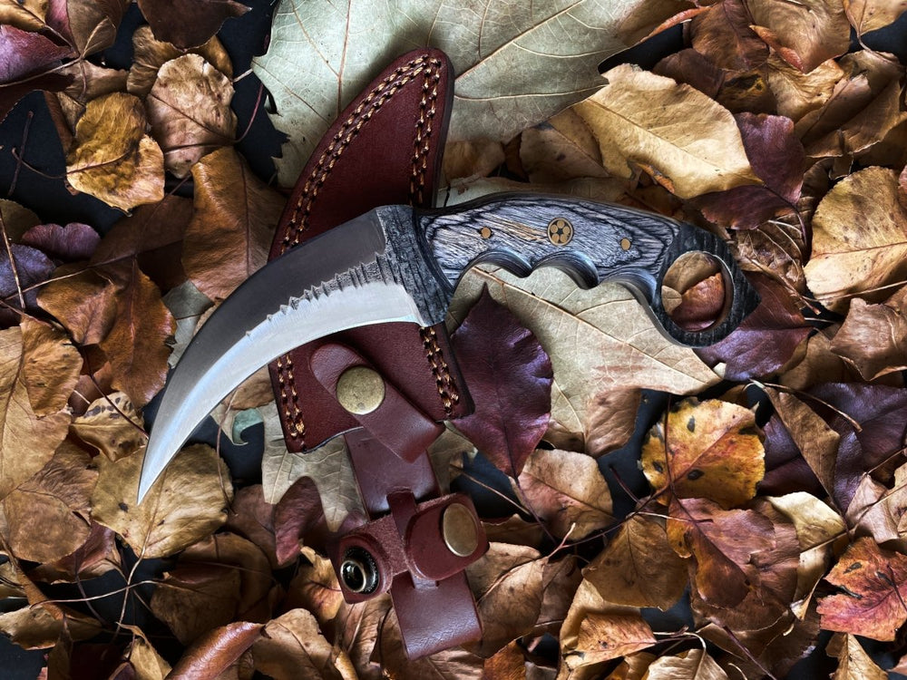 Raptor Claw Knife - Double Edged Karambit Blade - Groovy Guy Gifts