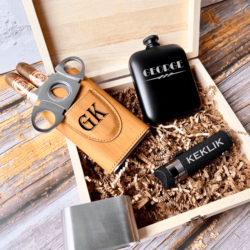 41+ Cigar Gift Sets (Luxury Personalized Cigar Kits) - Groovy Guy Gifts