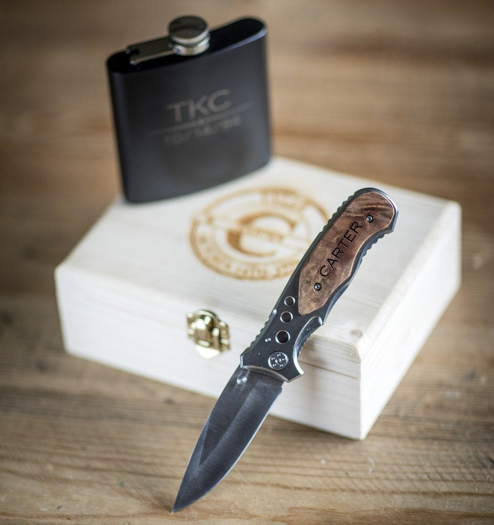 Classy Pocket Knife Gift Set | Free Personalization Today - Groovy Guy ...